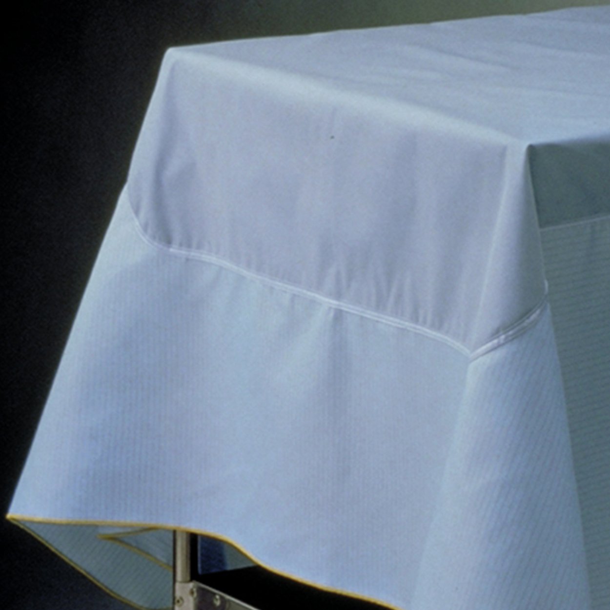 ComPel® Surgical Back Table Covers