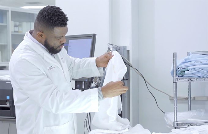 5 Tips Steps to Tackle Cosmetic Stains on Your Hotel’s Linens